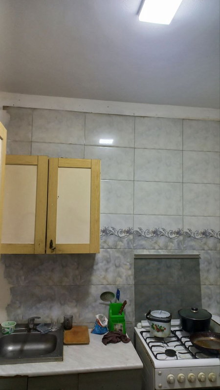 ijaraga qiz va ayollar olinadi