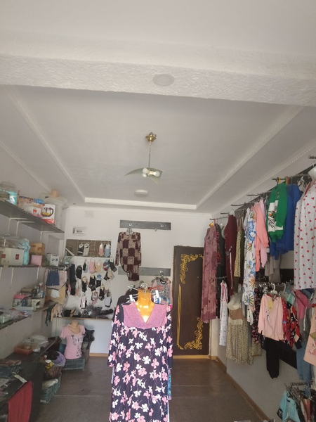 Продаётся нежелой магазин