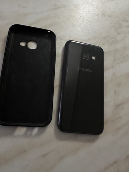 Samsung A3 (2017)