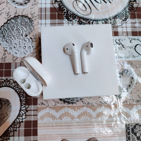 Airpods 2.2  dubay versia