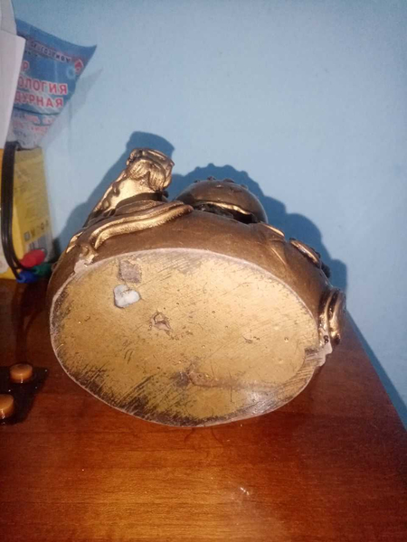 Продаётся статуетка Будды