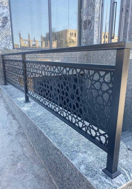 Lazeniy reska xizmatlari bor metal kanstruksiya xoxlagan turlarini