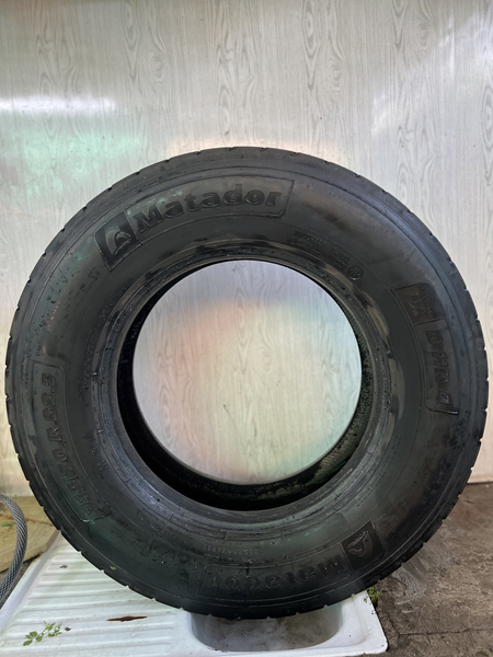 Продаю резину на тягач и полуприцеп 315/70R22.5