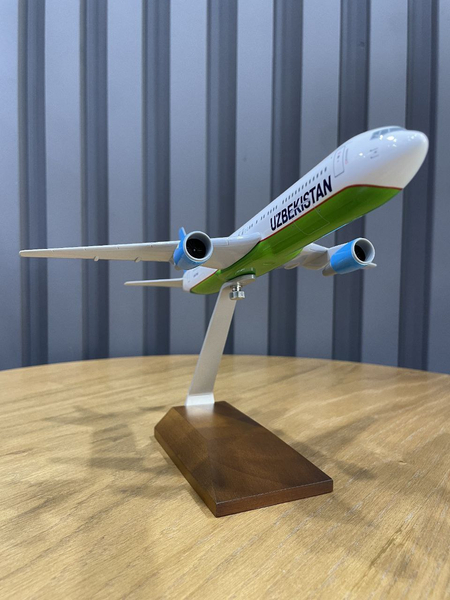 Самолёт Боенг 767