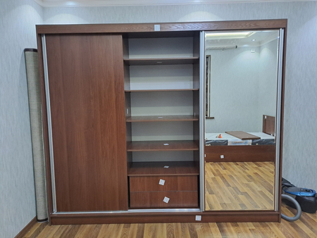 Сборка и установка корпусной мебели  качественно и быстро.