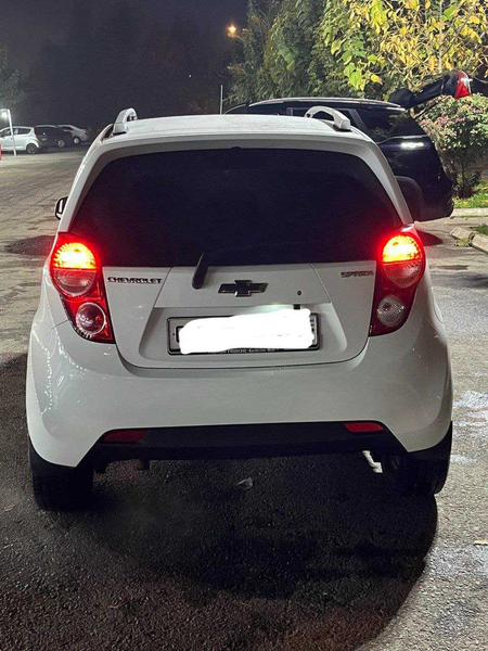 CHEVROLET SPARK 1,25 sotiladi. O\\\'zimni mashinam.