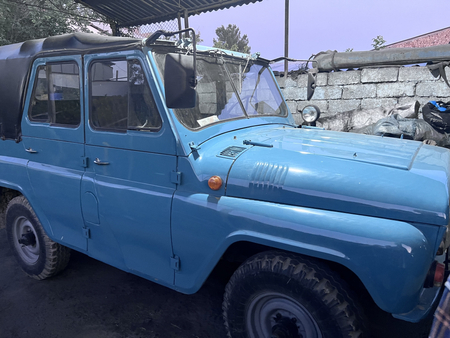 UAZ 469 Kok rang