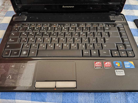 Игровой Lenovo Y460 Core i5/4 gb ram.