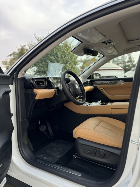 Leapmotor C11 hybrit 300 km