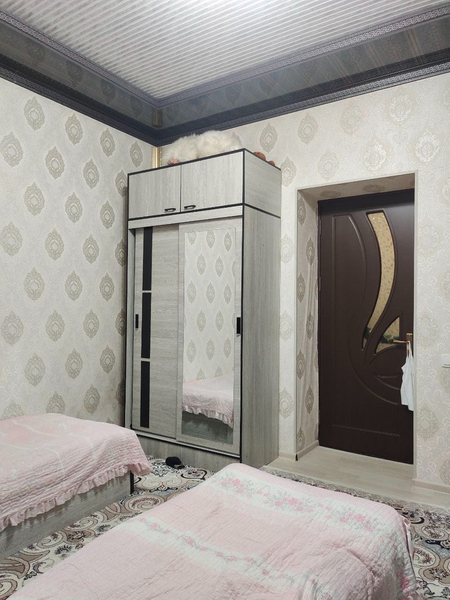 ПРОДАЁТСЯ ДОМ 4- сотки, ремонт Карасу-6, «Макро», Паркеский 215000!