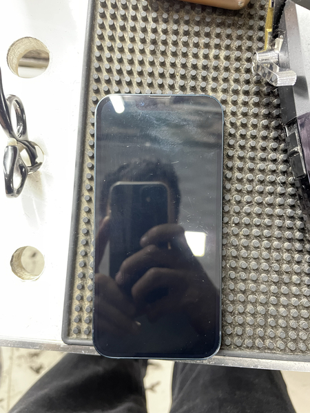 Iphone 13 sotiladi realni oladon ursin