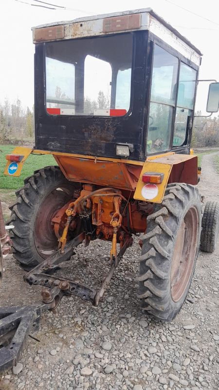 Traktor 25 hamma yeri qilingan