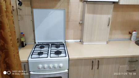 Чиланзар 9 квартал 1/1/4 Балкон 2/6 Кирпичный 42 квадратов 51500$