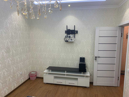 Сдается 2х комнатная квартира на Кара-камыше 1/3