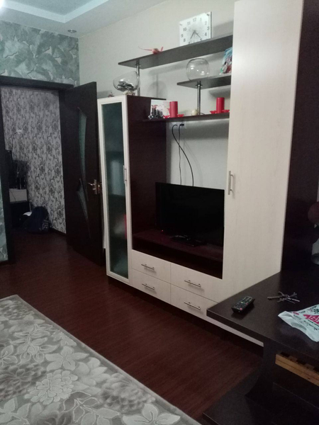 Карасув 6, 2/1/2 продаётся срочно договоримся
