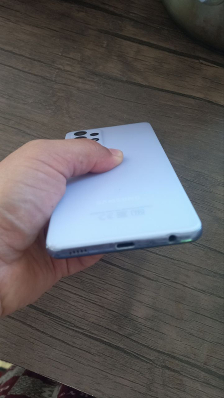 Samsung  Galaxy A52