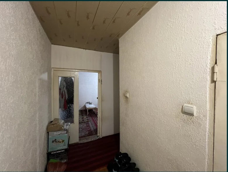 Продам на Башлыке .Т. не торец рядом арка