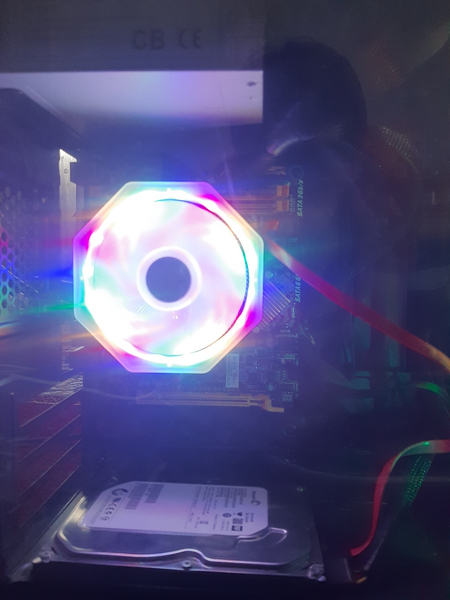 Yangi PC sotiladi