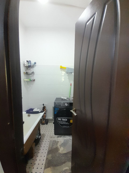 TTZ 2 da 3 xonali uy sotiladi
