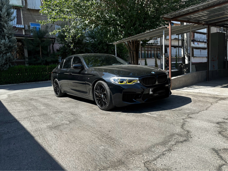 Bmw g30 540i twin turbo sotiladi