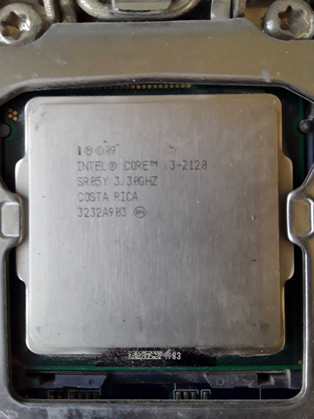 Материнская плата Gigabyte (P75)