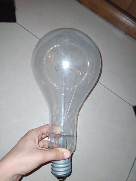 Л-А-М-П-О-Ч-К-А  продам