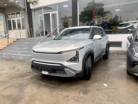Kia ev5 все модели все позиции в наличие , на выбор 5 цветов.