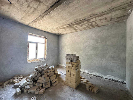 12-ти комнатный  Дом коробка с инфраструктурой в шаговой доступности.