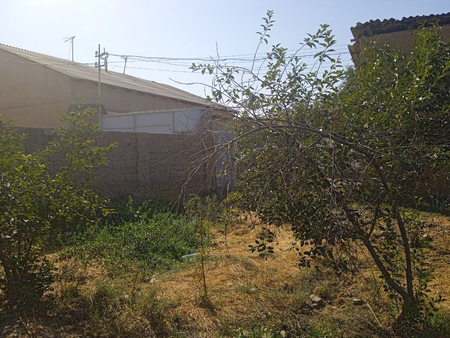 Quruq Yer Sotiladi Chinggaleda 2,2 sotixli suv svet gaz bor yer