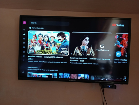 LED телевизор Samsung