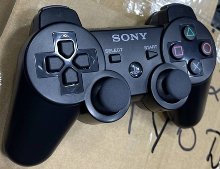 Super slim Ps3 playstation pristavka, 2 ta jostik bilan