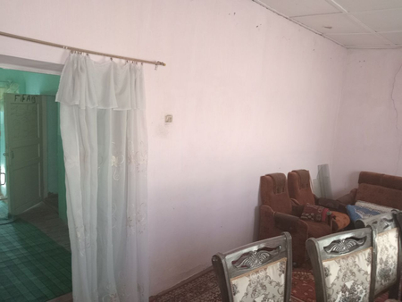 Bekbod shaxar 5 uchaskada 5 xona 4.7 sotixli hovli sotiladi
