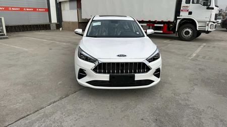 Jac J7 liftback 1.5 turbo malibu  byd jetour kia cherry monza