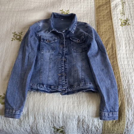 Продам вещи по 50 тыс сум