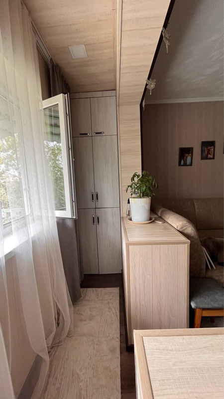 Продается квартира 1/3/9