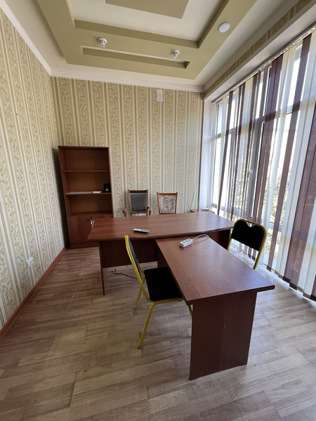 Под офис 45кв.м. Чил-19