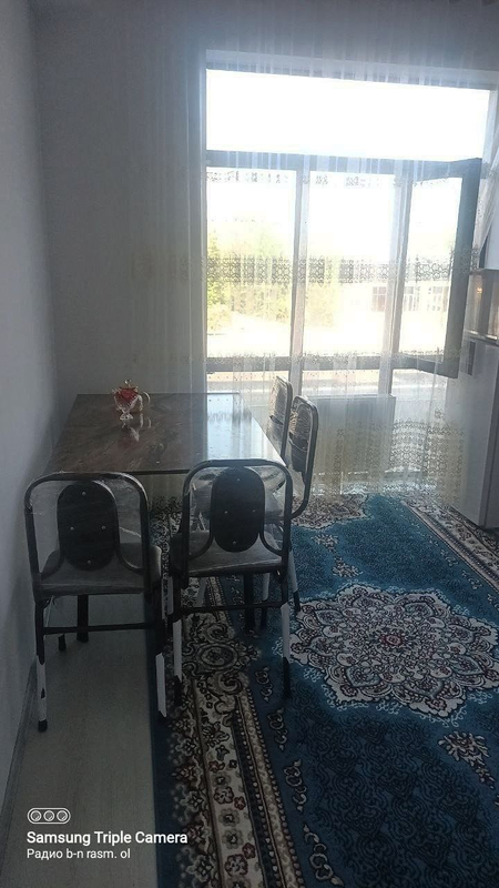 Tòy tepada yòl yuzida 2 xonali Novostroyka kvartira ijaraga beriladi