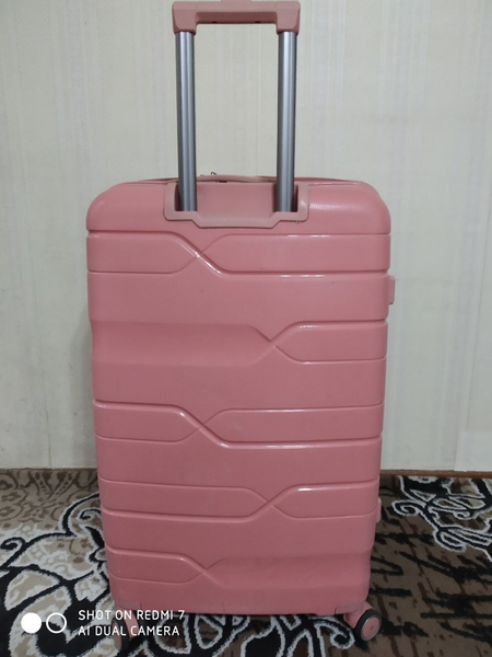 Чемоданы пластиковые