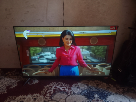 Televizor 43 S smart   srochno sotiladi kelishiladi.