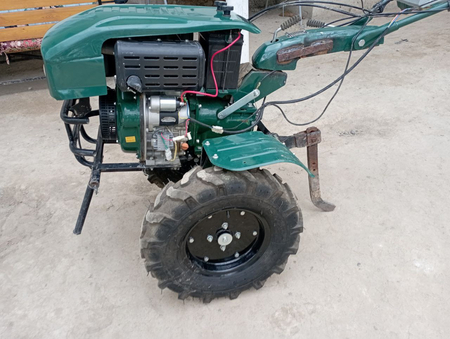 Mini traktor va jatka