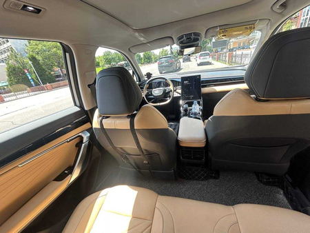 Продаю Geely Atlas L