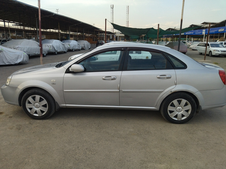Lacetti sotiladi naxtga faqat