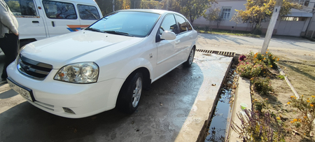 Lacetti 2013  karobka avtomat
