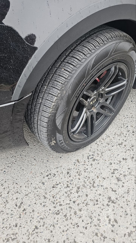 Kia karnival sotiladi holati yahwi