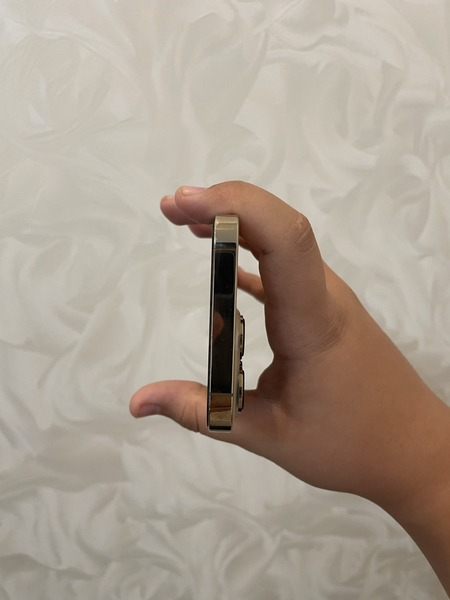 iPhone 13 PRO GOLD