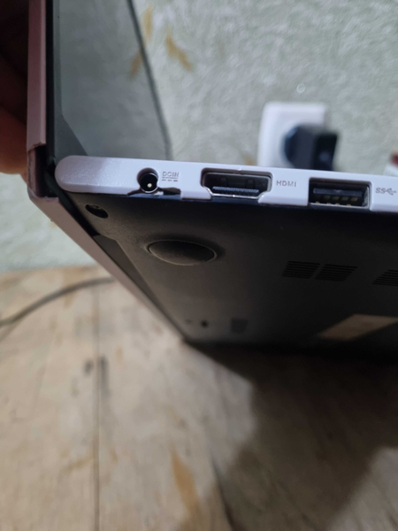 Noutbook Asus ViVo Book