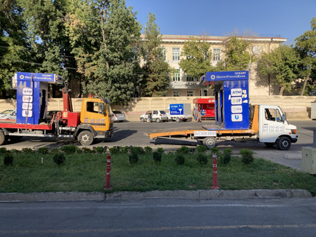 Услуги евакуатор и манипулятор