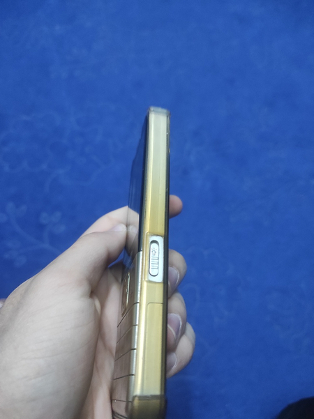 Телефон Gionee в хорошом состоянии