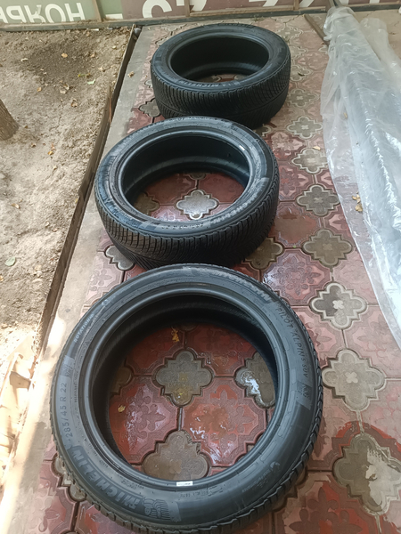 Michelin 285/45/22R Balon 1000 km yurgan