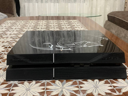 Продается PS4 FAT 500gb